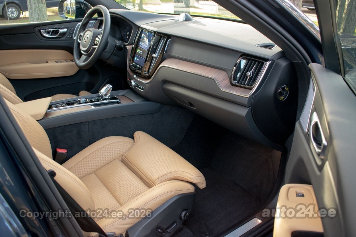 Volvo XC60 AWD B&W Ultimate DARK Intelli PRO Xenium Full 2.0 B4 KERS ...