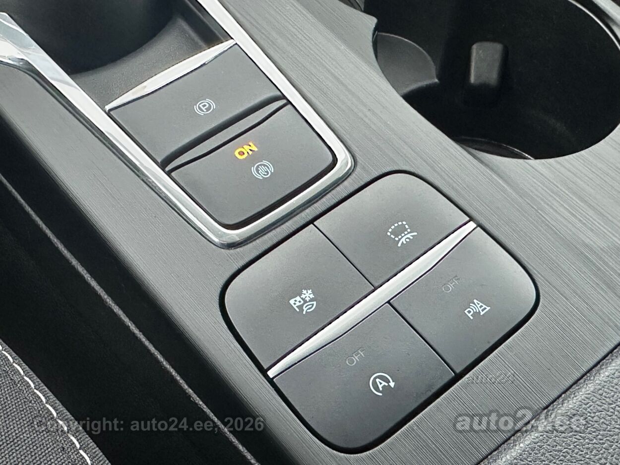 Ford Kuga AWD Titanium Edition 2.0 TDCi 110кВ - auto24.ee