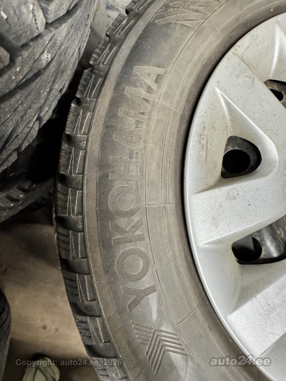 215/65R16 Qashqai, X-Trail, Koleos, Sportage, Tucson Nissan Yokohama ...